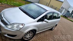 Grey Opel Zafira 2008 in Cesis, with an engine capacity of 1.90 L and mileage of 490 thousand km for 1700 €, photo 9 on AUTOMOTO.COM.LV