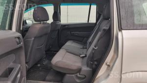 Grey Opel Zafira 2008 in Cesis, with an engine capacity of 1.90 L and mileage of 490 thousand km for 1700 €, photo 10 on AUTOMOTO.COM.LV
