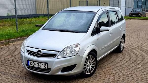 Pelēks Opel Zafira 2008 Cēsis, ar dzinēja tilpumu 1.90 L un nobraukumu 490 tūkst. km par 1700 €, foto 1 vietnē AUTOMOTO.COM.LV
