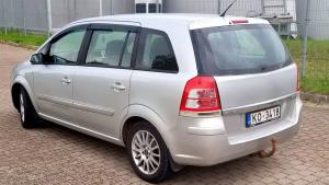 Grey Opel Zafira 2008 in Cesis, with an engine capacity of 1.90 L and mileage of 490 thousand km for 1700 €, photo 8 on AUTOMOTO.COM.LV