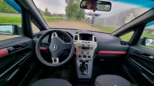 Grey Opel Zafira 2008 in Cesis, with an engine capacity of 1.90 L and mileage of 490 thousand km for 1700 €, photo 11 on AUTOMOTO.COM.LV