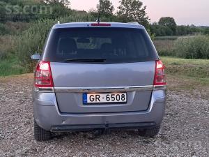 Grey Opel Zafira 2008 in Saldus, with an engine capacity of 1.90 L and mileage of 260 thousand km for 1850 €, photo 9 on AUTOMOTO.COM.LV