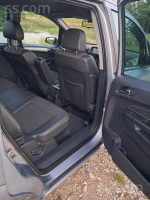 Grey Opel Zafira 2008 in Saldus, with an engine capacity of 1.90 L and mileage of 260 thousand km for 1850 €, photo 19 on AUTOMOTO.COM.LV
