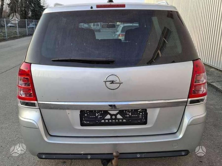 Pelēks Opel Zafira 2008 Ukmergė, ar dzinēja tilpumu 2.20 L un nobraukumu 254 tūkst. km par 2250 €, foto 7 vietnē AUTOMOTO.COM.LV
