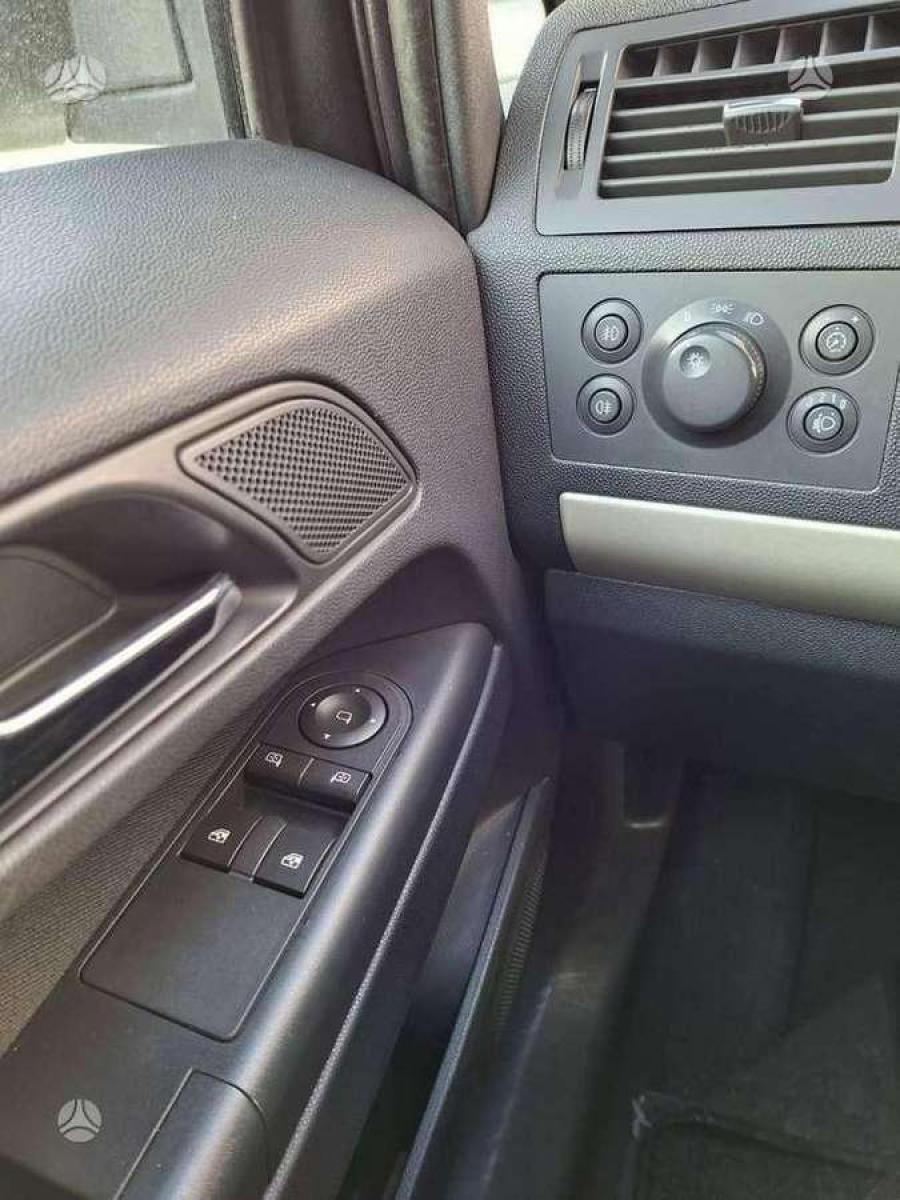 Pelēks Opel Zafira 2008 Ukmergė, ar dzinēja tilpumu 2.20 L un nobraukumu 254 tūkst. km par 2250 €, foto 11 vietnē AUTOMOTO.COM.LV