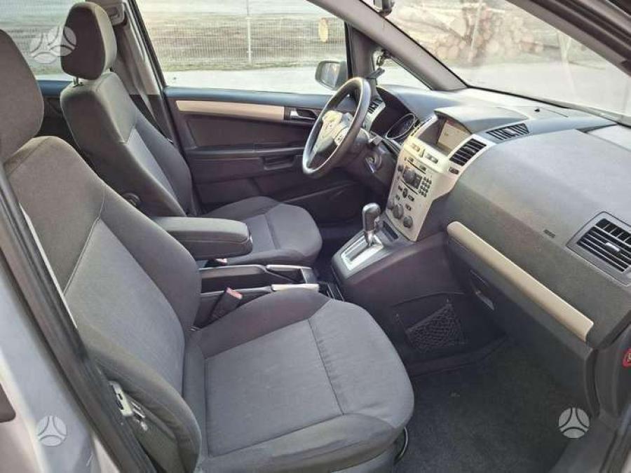 Pelēks Opel Zafira 2008 Ukmergė, ar dzinēja tilpumu 2.20 L un nobraukumu 254 tūkst. km par 2250 €, foto 12 vietnē AUTOMOTO.COM.LV