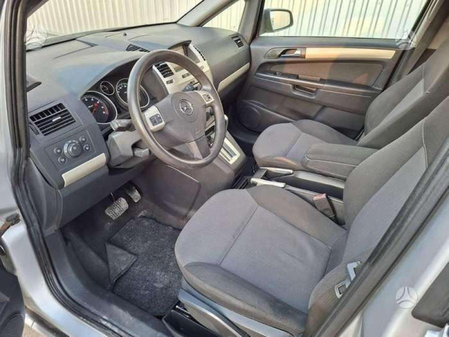 Pelēks Opel Zafira 2008 Ukmergė, ar dzinēja tilpumu 2.20 L un nobraukumu 254 tūkst. km par 2250 €, foto 13 vietnē AUTOMOTO.COM.LV