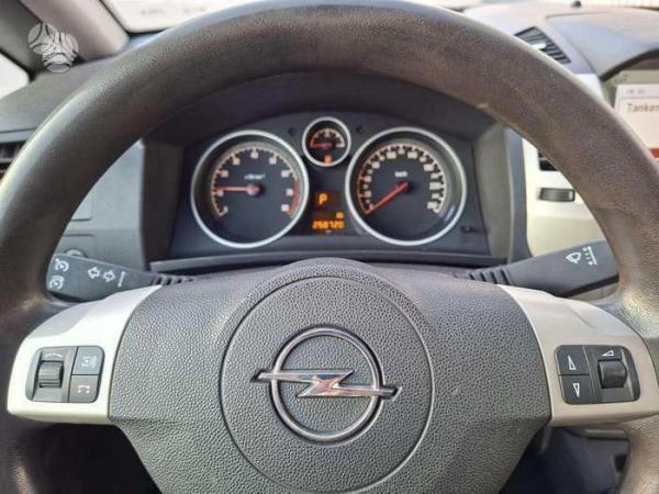 Pelēks Opel Zafira 2008 Ukmergė, ar dzinēja tilpumu 2.20 L un nobraukumu 254 tūkst. km par 2250 €, foto 10 vietnē AUTOMOTO.COM.LV