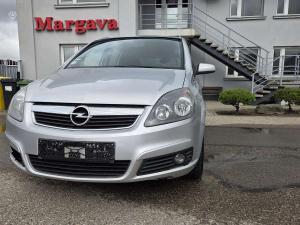 Grey Opel Zafira 2008 in Marijampole, with an engine capacity of 1.80 L and mileage of 237 thousand km for 2699 €, photo 3 on AUTOMOTO.COM.LV