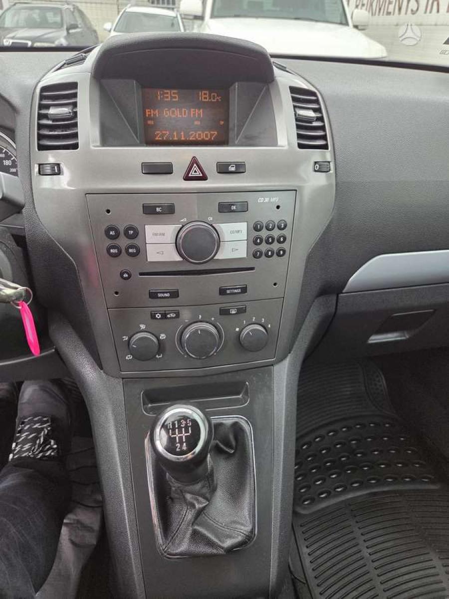 Grey Opel Zafira 2008 in Marijampole, with an engine capacity of 1.80 L and mileage of 237 thousand km for 2699 €, photo 18 on AUTOMOTO.COM.LV