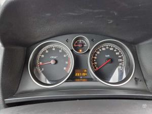 Grey Opel Zafira 2008 in Marijampole, with an engine capacity of 1.80 L and mileage of 237 thousand km for 2699 €, photo 19 on AUTOMOTO.COM.LV