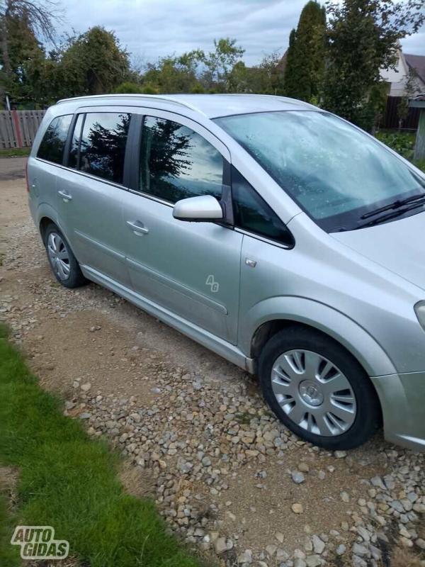 Grey Opel Zafira 2008 in Silute, with an engine capacity of 1.90 L and mileage of 265 thousand km for 1750 €, photo 5 on AUTOMOTO.COM.LV
