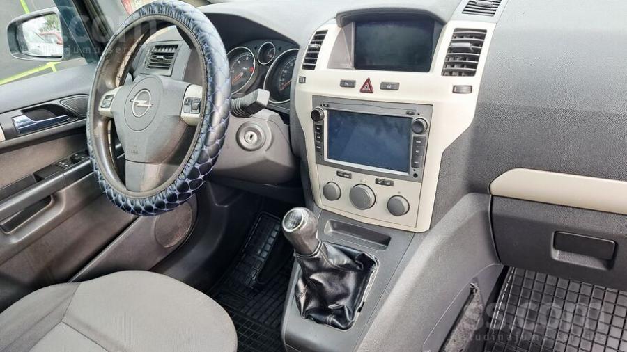 Pelēks Opel Zafira 2008 Rīga, ar dzinēja tilpumu 1.90 L un nobraukumu 461 tūkst. km par 1290 €, foto 8 vietnē AUTOMOTO.COM.LV
