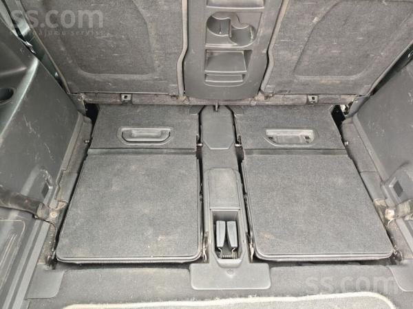 Pelēks Opel Zafira 2008 Valmiera, ar dzinēja tilpumu 1.90 L un nobraukumu 323 tūkst. km par 2190 €, foto 7 vietnē AUTOMOTO.COM.LV