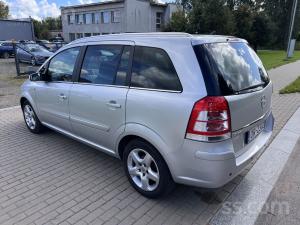 Pelēks Opel Zafira 2008 Limbaži, ar dzinēja tilpumu 1.80 L un nobraukumu 189 tūkst. km par 3550 €, foto 7 vietnē AUTOMOTO.COM.LV