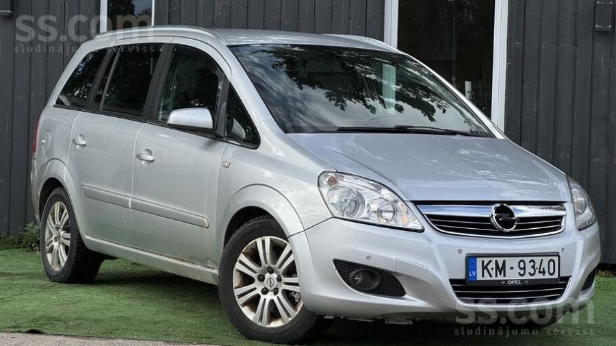 Pelēks Opel Zafira 2008 Rīga, ar dzinēja tilpumu 1.70 L un nobraukumu 331 tūkst. km par 1150 €, foto 3 vietnē AUTOMOTO.COM.LV