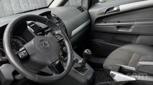 Pelēks Opel Zafira 2008 Rīga, ar dzinēja tilpumu 1.70 L un nobraukumu 331 tūkst. km par 1150 €, foto 6 vietnē AUTOMOTO.COM.LV