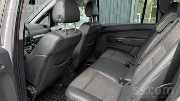 Pelēks Opel Zafira 2008 Rīga, ar dzinēja tilpumu 1.70 L un nobraukumu 331 tūkst. km par 1150 €, foto 7 vietnē AUTOMOTO.COM.LV