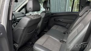 Pelēks Opel Zafira 2008 Rīga, ar dzinēja tilpumu 1.70 L un nobraukumu 331 tūkst. km par 1150 €, foto 7 vietnē AUTOMOTO.COM.LV