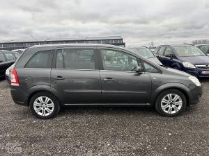 Grey Opel Zafira 2009 in Giraite, with an engine capacity of 1.70 L and mileage of 248 thousand km for 1900 €, photo 4 on AUTOMOTO.COM.LV