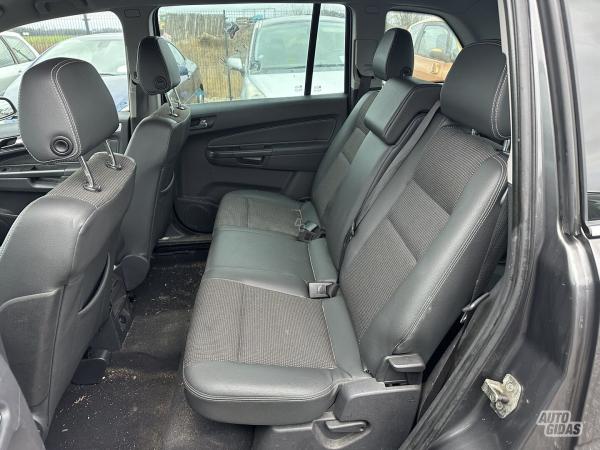 Grey Opel Zafira 2009 in Giraite, with an engine capacity of 1.70 L and mileage of 248 thousand km for 1900 €, photo 11 on AUTOMOTO.COM.LV