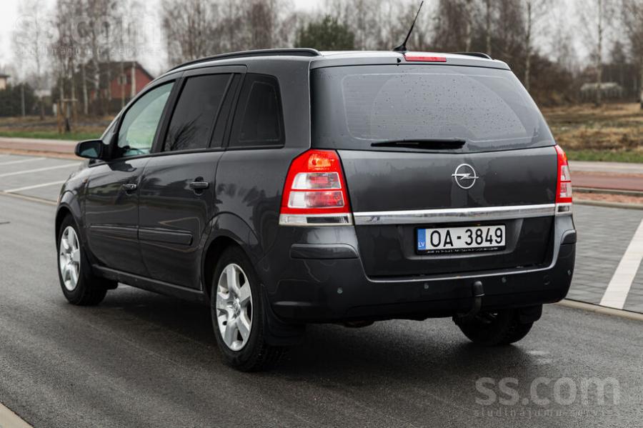 Pelēks Opel Zafira 2009 Jelgava, ar dzinēja tilpumu 1.70 L un nobraukumu 237 tūkst. km par 3500 €, foto 6 vietnē AUTOMOTO.COM.LV