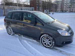 Pelēks Opel Zafira 2009 Panevēža, ar dzinēja tilpumu 1.80 L un nobraukumu 285 tūkst. km par 1999 €, foto 10 vietnē AUTOMOTO.COM.LV