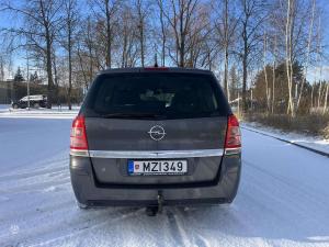 Pelēks Opel Zafira 2009 Panevēža, ar dzinēja tilpumu 1.80 L un nobraukumu 285 tūkst. km par 1999 €, foto 11 vietnē AUTOMOTO.COM.LV