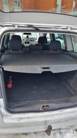 Grey Opel Zafira 2009 in Klaipeda, with an engine capacity of 1.90 L and mileage of 242 thousand km for 2500 €, photo 9 on AUTOMOTO.COM.LV