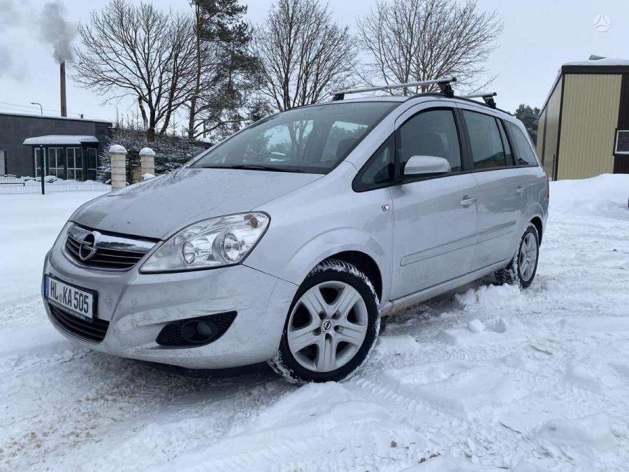 Pelēks Opel Zafira 2009 Šilutė, ar dzinēja tilpumu 1.60 L un nobraukumu 183 tūkst. km par 1950 €, foto 2 vietnē AUTOMOTO.COM.LV
