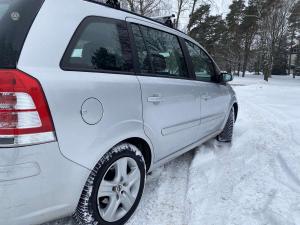 Pelēks Opel Zafira 2009 Šilutė, ar dzinēja tilpumu 1.60 L un nobraukumu 183 tūkst. km par 1950 €, foto 6 vietnē AUTOMOTO.COM.LV