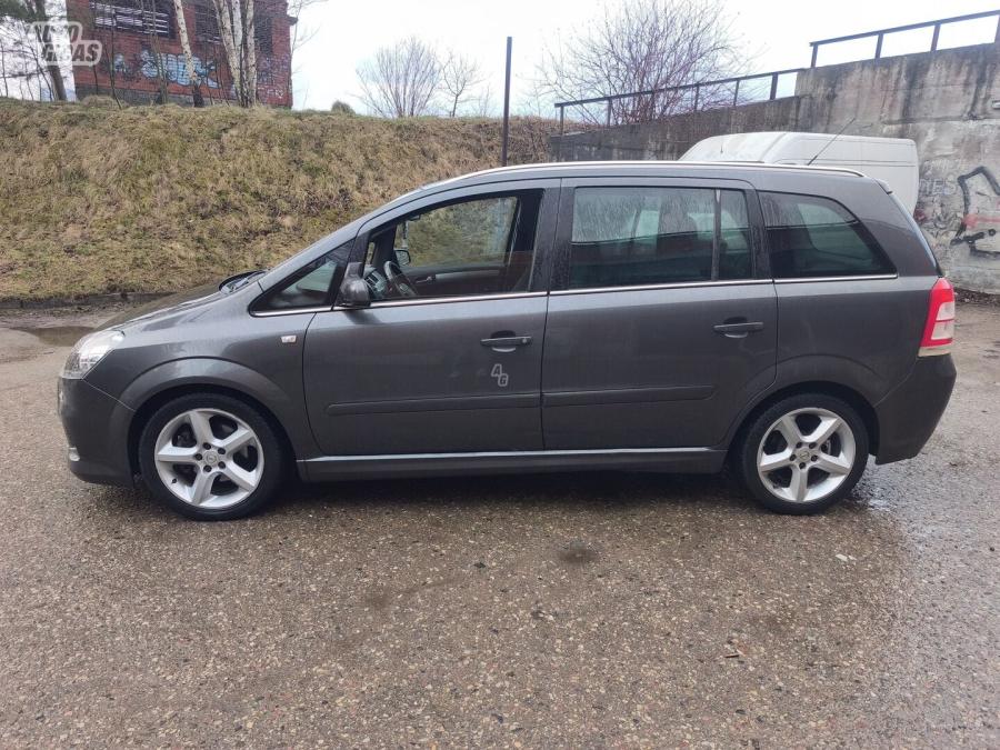 Grey Opel Zafira 2009 in Vilnius, with an engine capacity of 1.70 L and mileage of 297 thousand km for 1600 €, photo 8 on AUTOMOTO.COM.LV