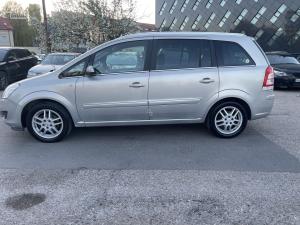 Pelēks Opel Zafira 2009 Viļņa, ar dzinēja tilpumu 1.80 L un nobraukumu 200 tūkst. km par 2500 €, foto 4 vietnē AUTOMOTO.COM.LV