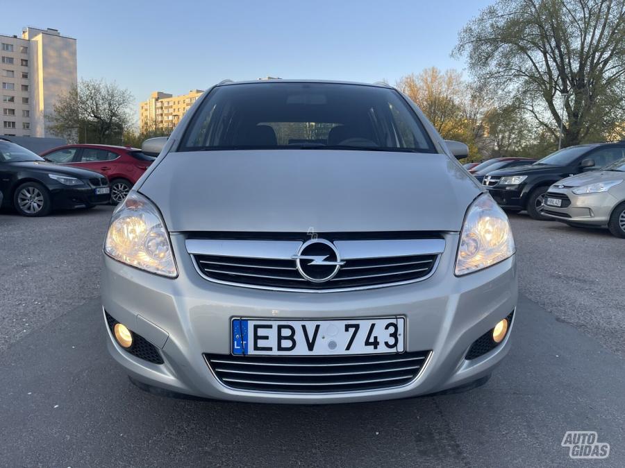 Pelēks Opel Zafira 2009 Viļņa, ar dzinēja tilpumu 1.80 L un nobraukumu 200 tūkst. km par 2500 €, foto 8 vietnē AUTOMOTO.COM.LV