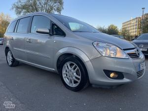 Pelēks Opel Zafira 2009 Viļņa, ar dzinēja tilpumu 1.80 L un nobraukumu 200 tūkst. km par 2500 €, foto 9 vietnē AUTOMOTO.COM.LV