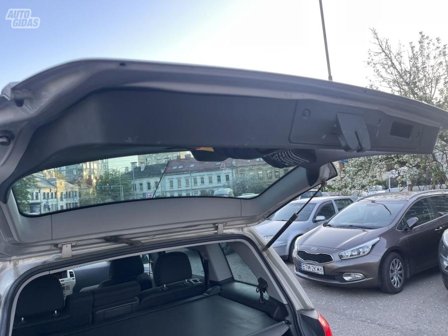 Pelēks Opel Zafira 2009 Viļņa, ar dzinēja tilpumu 1.80 L un nobraukumu 200 tūkst. km par 2500 €, foto 21 vietnē AUTOMOTO.COM.LV