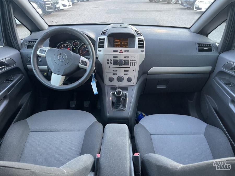 Pelēks Opel Zafira 2009 Viļņa, ar dzinēja tilpumu 1.80 L un nobraukumu 200 tūkst. km par 2500 €, foto 27 vietnē AUTOMOTO.COM.LV