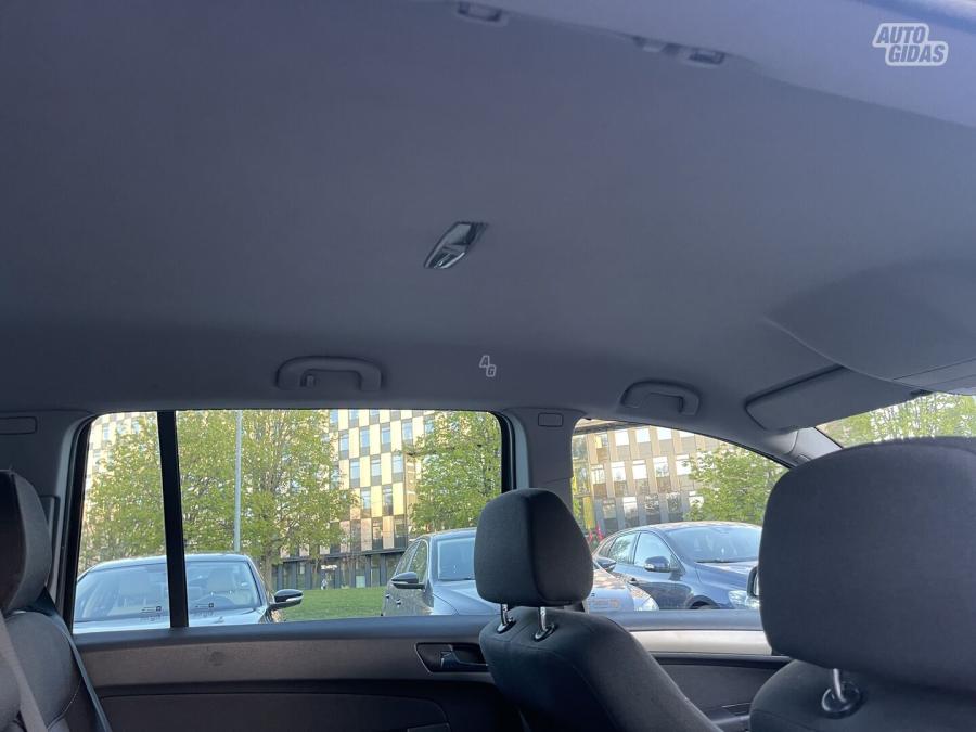 Pelēks Opel Zafira 2009 Viļņa, ar dzinēja tilpumu 1.80 L un nobraukumu 200 tūkst. km par 2500 €, foto 28 vietnē AUTOMOTO.COM.LV