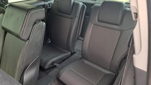 Pelēks Opel Zafira 2009 Rīga, ar dzinēja tilpumu 2.00 L un nobraukumu 242 tūkst. km par 3750 €, foto 2 vietnē AUTOMOTO.COM.LV
