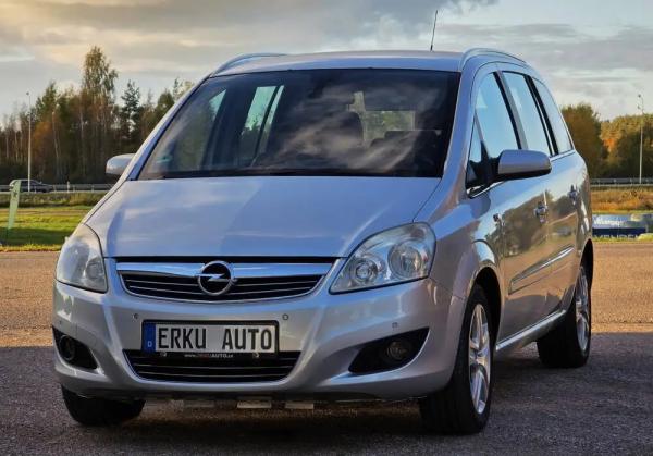 Grey Opel Zafira 2009 in Grobiņa, with an engine capacity of 1.70 L and mileage of 266 thousand km for 2550 €, photo 2 on AUTOMOTO.COM.LV