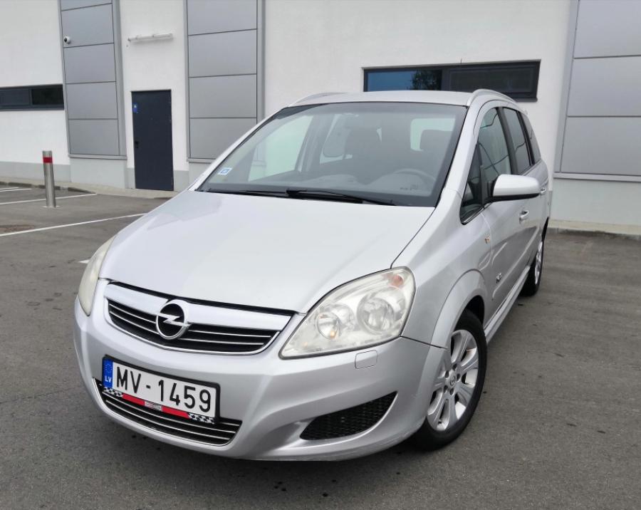 Grey Opel Zafira 2009 in Riga, with an engine capacity of 1.90 L and mileage of 244 thousand km for 1850 €, photo 1 on AUTOMOTO.COM.LV