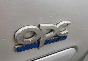 Grey Opel Zafira 2009 in Riga, with an engine capacity of 1.90 L and mileage of 244 thousand km for 1850 €, photo 12 on AUTOMOTO.COM.LV