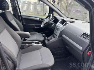Grey Opel Zafira 2009 in Riga, with an engine capacity of 1.80 L and mileage of 325 thousand km for 2390 €, photo 22 on AUTOMOTO.COM.LV