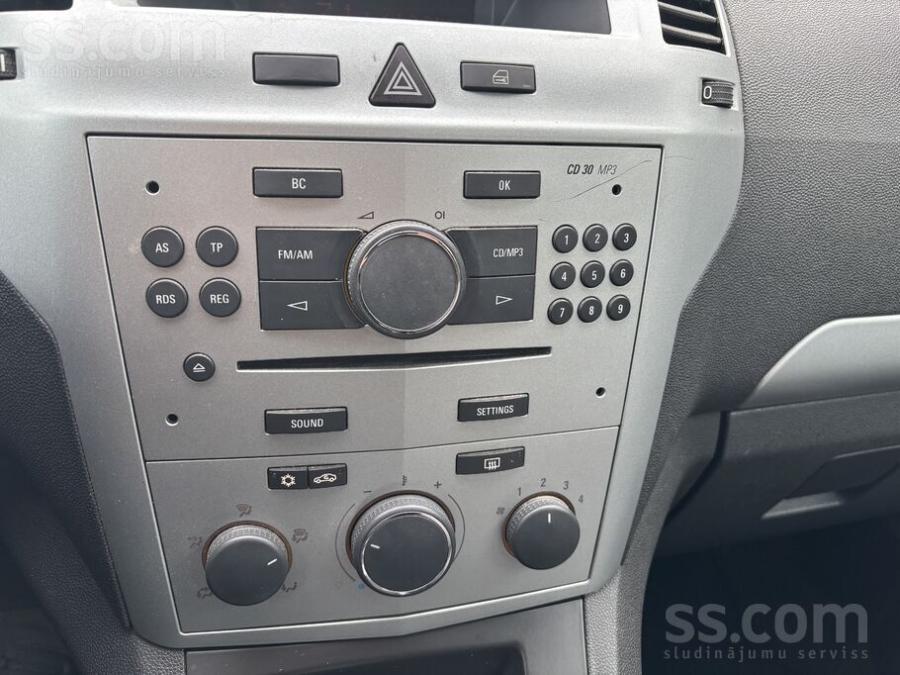 Grey Opel Zafira 2009 in Riga, with an engine capacity of 1.80 L and mileage of 325 thousand km for 2390 €, photo 26 on AUTOMOTO.COM.LV