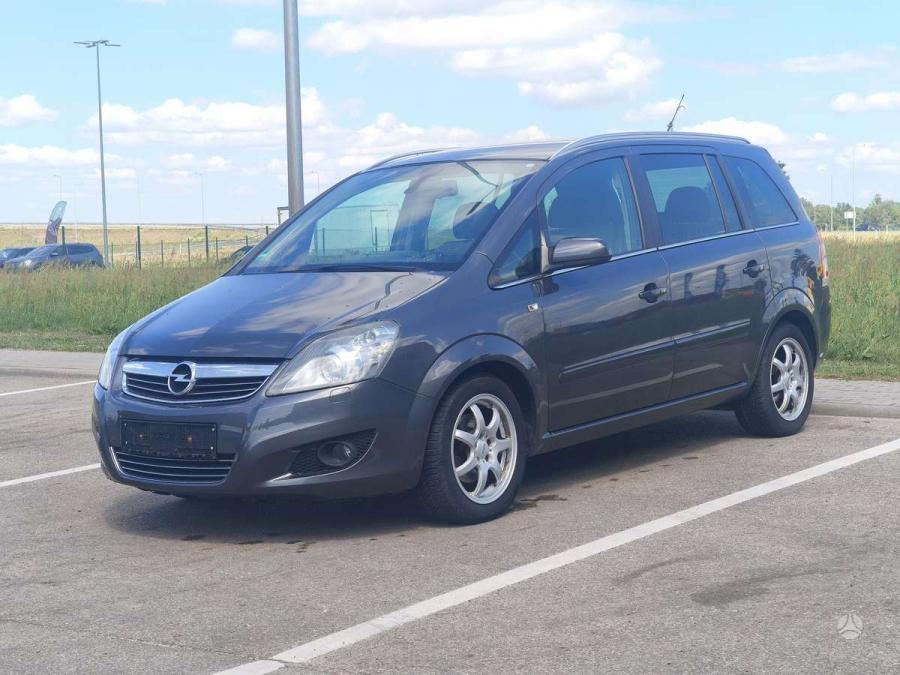 Pelēks Opel Zafira 2009 Marijampole, ar dzinēja tilpumu 1.80 L un nobraukumu 197 tūkst. km par 2400 €, foto 10 vietnē AUTOMOTO.COM.LV