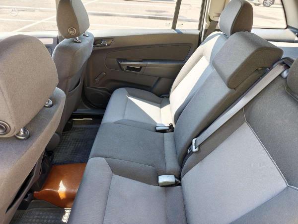 Pelēks Opel Zafira 2009 Kauņa, ar dzinēja tilpumu 1.80 L un nobraukumu 302 tūkst. km par 2500 €, foto 7 vietnē AUTOMOTO.COM.LV