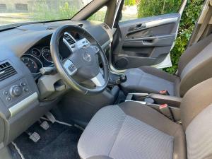 Grey Opel Zafira 2009 in Rietavas, with an engine capacity of 1.91 L and mileage of 250 thousand km for 2350 €, photo 7 on AUTOMOTO.COM.LV