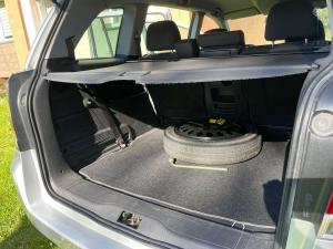 Grey Opel Zafira 2009 in Rietavas, with an engine capacity of 1.91 L and mileage of 250 thousand km for 2350 €, photo 10 on AUTOMOTO.COM.LV