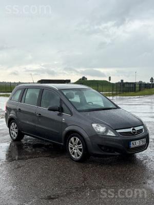 Grey Opel Zafira 2009 in Liepaja, with an engine capacity of 1.70 L and mileage of 285 thousand km for 1800 €, photo  on AUTOMOTO.COM.LV