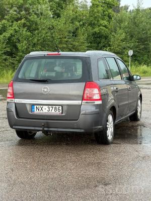 Pelēks Opel Zafira 2009 Liepāja, ar dzinēja tilpumu 1.70 L un nobraukumu 285 tūkst. km par 1800 €, foto 7 vietnē AUTOMOTO.COM.LV